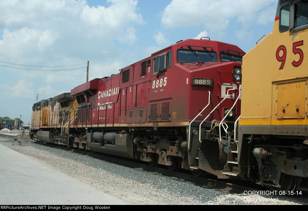 CP 8885